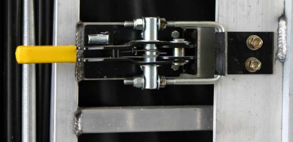 Road Runner Sliding Tarp System | Tri-County Tarp